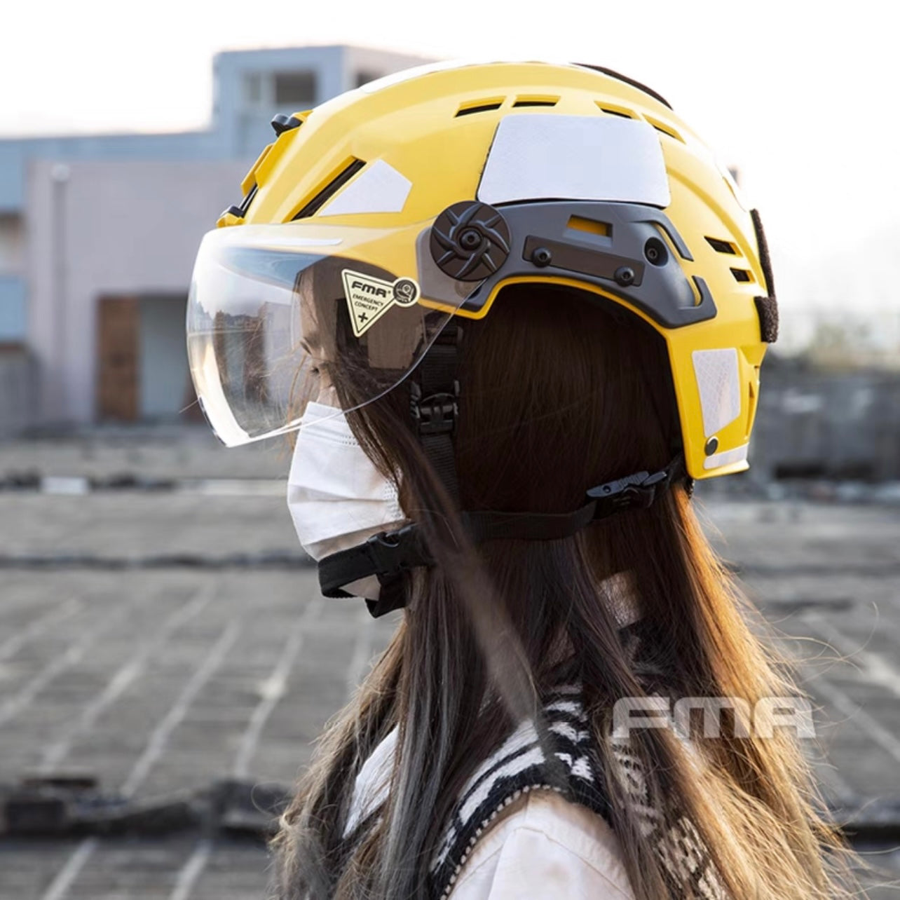 FMA EX SAR Helmet Recuse Training Outdoor Helmet with Visor - RED ...